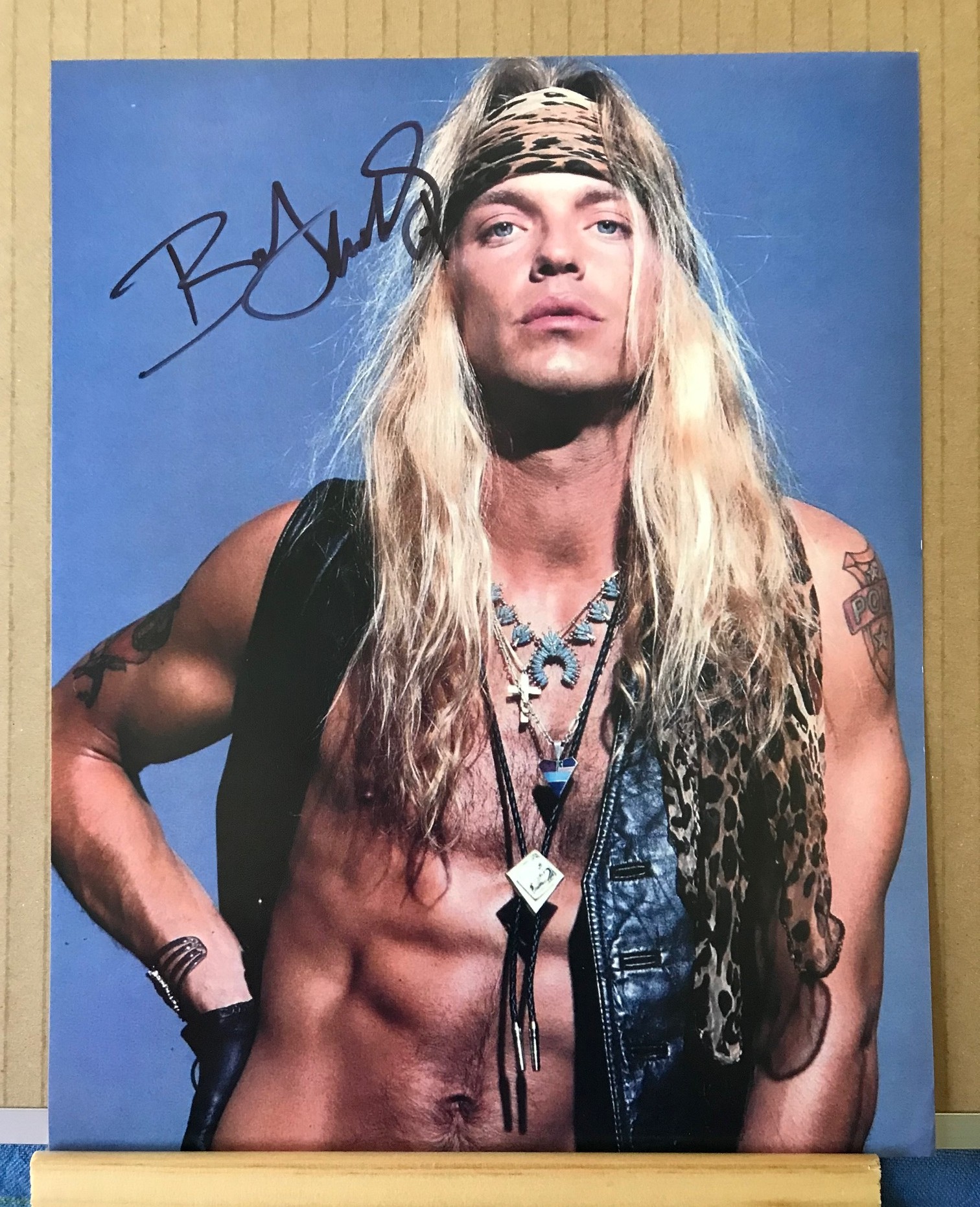 AUTOGRAPH PHOTO - BRETT MICHAELS - 8 x 10 - X Marks The Shop